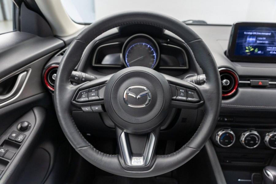 Pelēks Mazda CX-3 2018 Jehvi, ar dzinēja tilpumu 2.00 L un nobraukumu 115 tūkst. km par 14000 €, foto 16 vietnē AUTOMOTO.COM.LV
