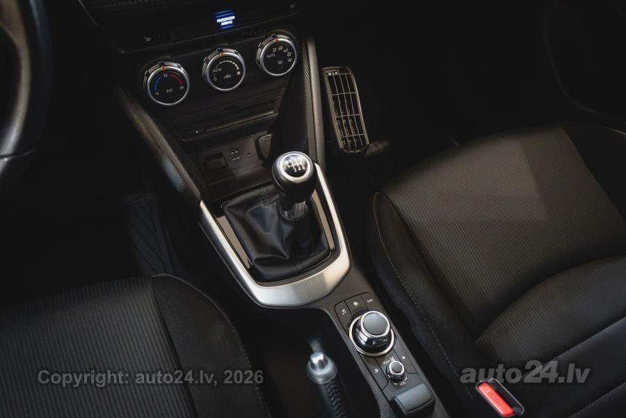 Pelēks Mazda CX-3 2017 Tallina, ar dzinēja tilpumu 2.00 L un nobraukumu 125 tūkst. km par 10990 €, foto 15 vietnē AUTOMOTO.COM.LV