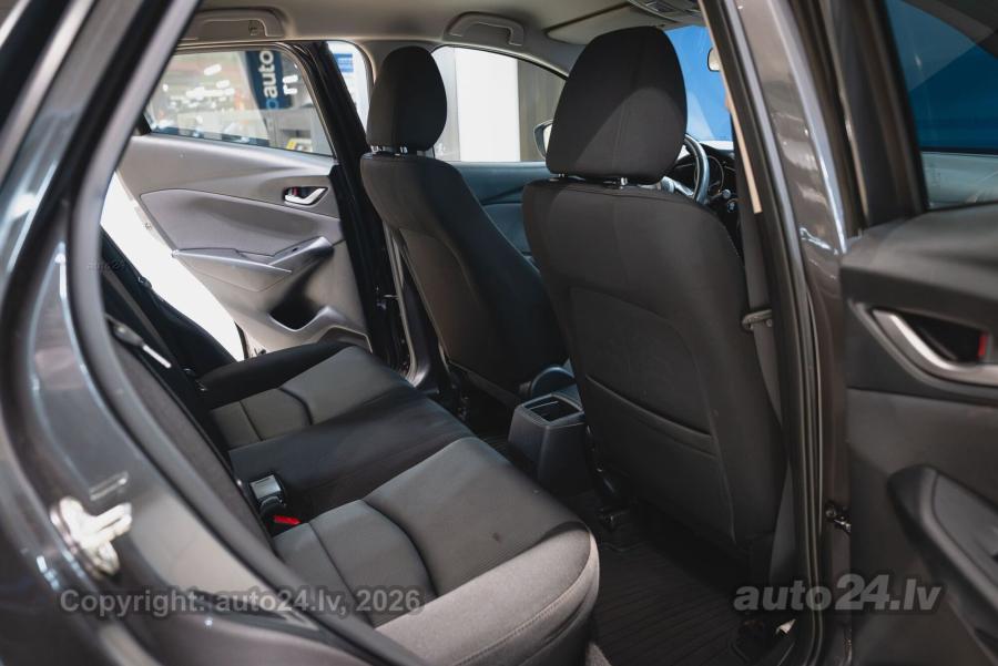 Pelēks Mazda CX-3 2017 Tallina, ar dzinēja tilpumu 2.00 L un nobraukumu 125 tūkst. km par 10990 €, foto 18 vietnē AUTOMOTO.COM.LV