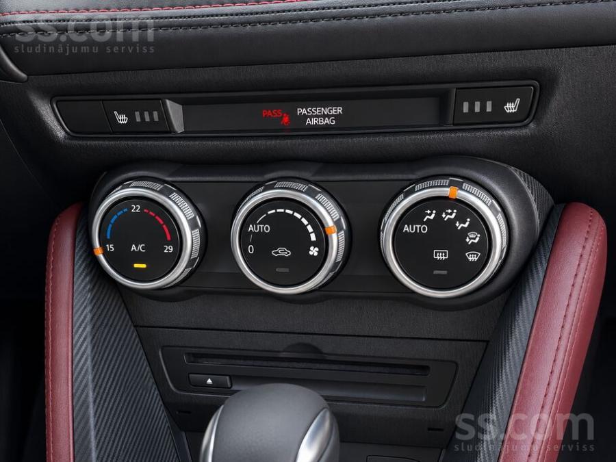 Red Mazda CX-3 2016 in Riga, with an engine capacity of 1.50 L and mileage of 176 thousand km for 10450 €, photo 14 on AUTOMOTO.COM.LV