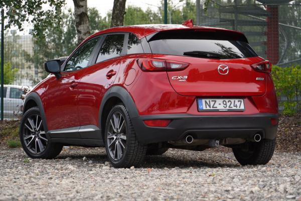 Sarkans Mazda CX-3 2016 Rīga, ar dzinēja tilpumu 1.50 L un nobraukumu 191 tūkst. km par 9990 €, foto 9 vietnē AUTOMOTO.COM.LV