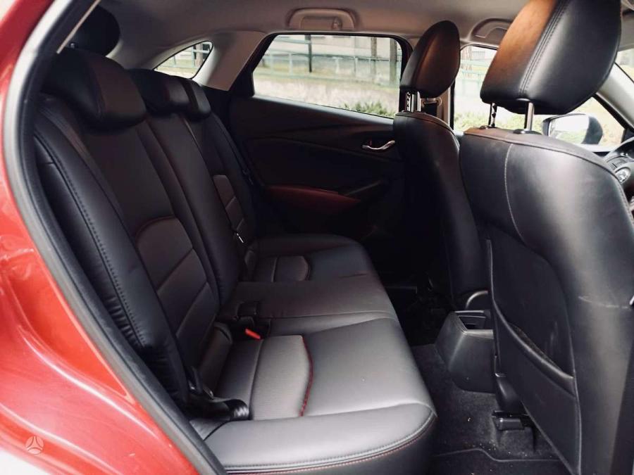 Red Mazda CX-3 2017 in Utena, with an engine capacity of 1.50 L and mileage of 126 thousand km for 13650 €, photo 51 on AUTOMOTO.COM.LV