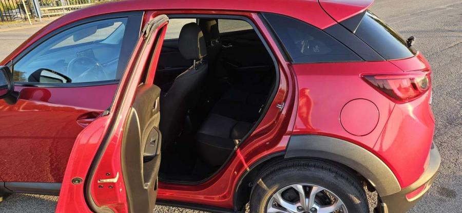 Sarkans Mazda CX-3 2017 Marijampole, ar dzinēja tilpumu 2.00 L un nobraukumu 103 tūkst. km par 13500 €, foto 10 vietnē AUTOMOTO.COM.LV