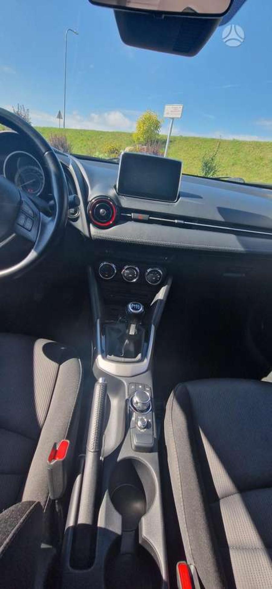 Red Mazda CX-3 2017 in Vilnius, with an engine capacity of 2.00 L and mileage of 123 thousand km for 12900 €, photo 10 on AUTOMOTO.COM.LV