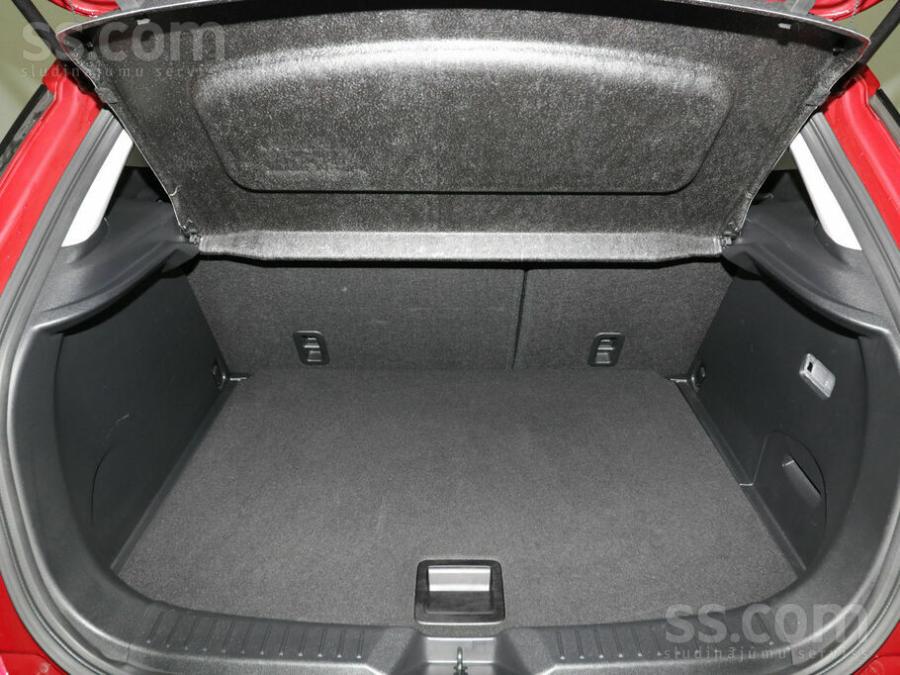 Красный Мазда СХ-3 2017 в Рига, объемом двигателя 2.00 л и пробегом 150 тыс. км за 11700 €, фото 5 на AUTOMOTO.COM.LV