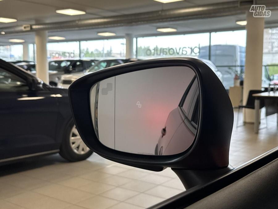 Red Mazda CX-3 2018 in Vilnius, with an engine capacity of 2.00 L and mileage of 62 thousand km for 17500 €, photo 20 on AUTOMOTO.COM.LV