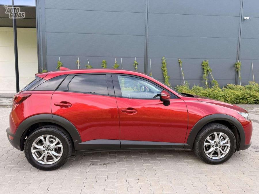 Sarkans Mazda CX-3 2018 Viļņa, ar dzinēja tilpumu 2.00 L un nobraukumu 28 tūkst. km par 12500 €, foto 5 vietnē AUTOMOTO.COM.LV
