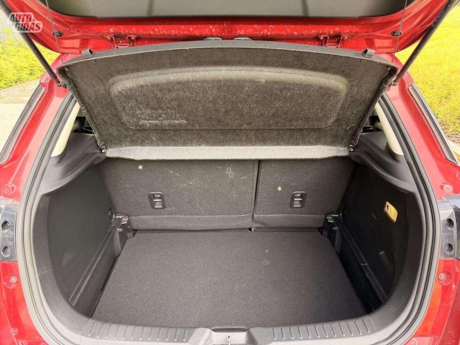 Sarkans Mazda CX-3 2018 Viļņa, ar dzinēja tilpumu 2.00 L un nobraukumu 28 tūkst. km par 12500 €, foto 14 vietnē AUTOMOTO.COM.LV