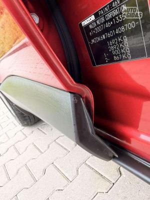 Sarkans Mazda CX-3 2018 Viļņa, ar dzinēja tilpumu 2.00 L un nobraukumu 28 tūkst. km par 12500 €, foto 27 vietnē AUTOMOTO.COM.LV