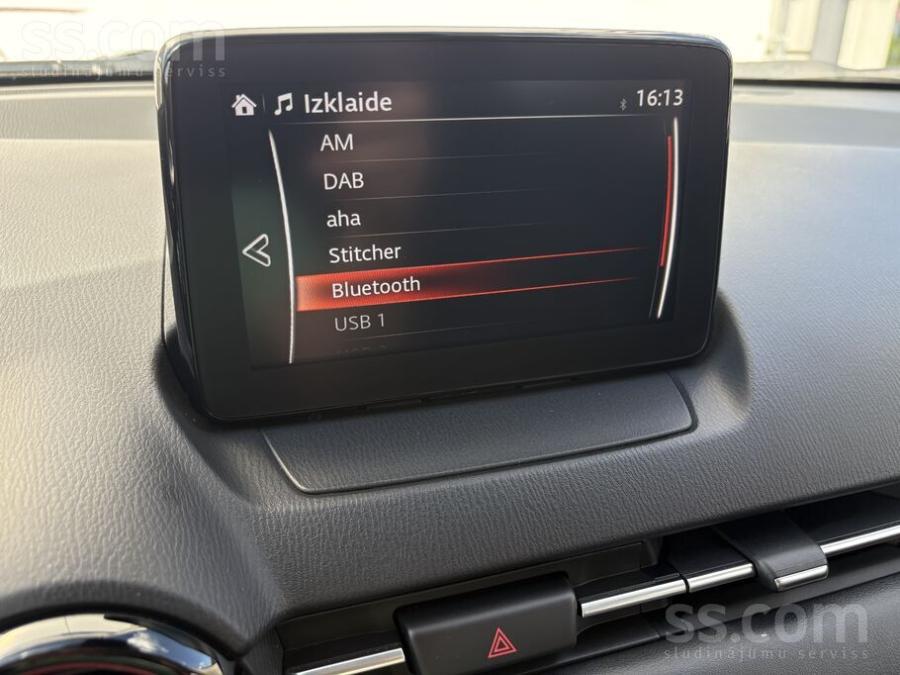 Sarkans Mazda CX-3 2018 Rīga, ar dzinēja tilpumu 2.00 L un nobraukumu 63 tūkst. km par 13900 €, foto 28 vietnē AUTOMOTO.COM.LV