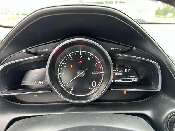 Red Mazda CX-3 2019 in Vilnius, with an engine capacity of 2.00 L and mileage of 102 thousand km for 15200 €, photo 8 on AUTOMOTO.COM.LV