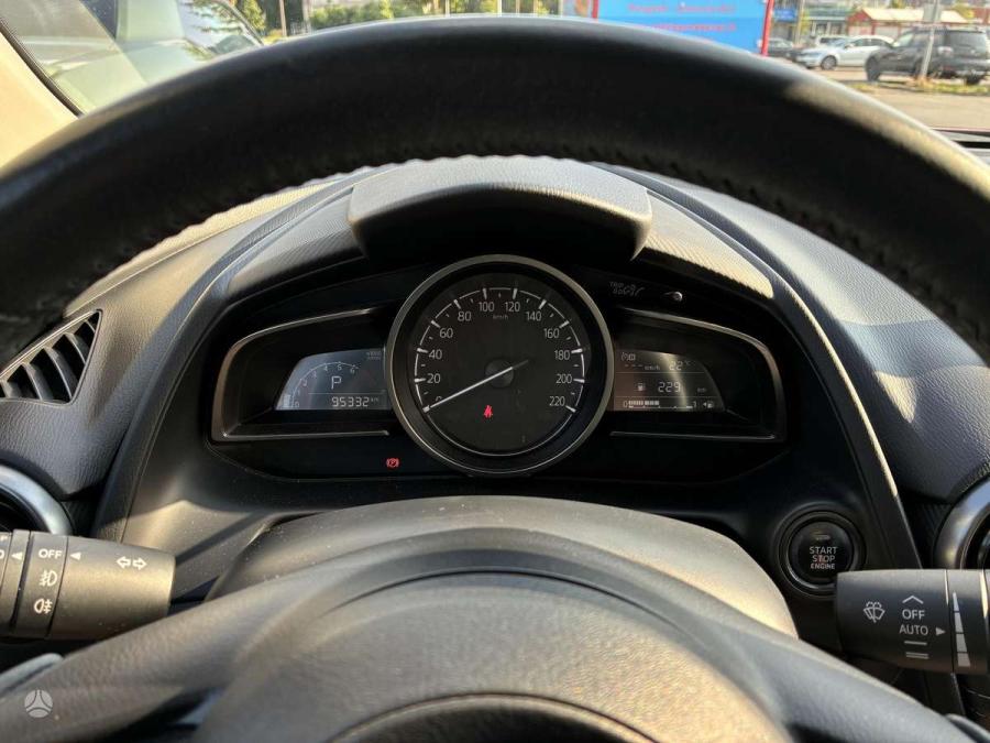 Sarkans Mazda CX-3 2019 Viļņa, ar dzinēja tilpumu 2.00 L un nobraukumu 95 tūkst. km par 15499 €, foto 15 vietnē AUTOMOTO.COM.LV
