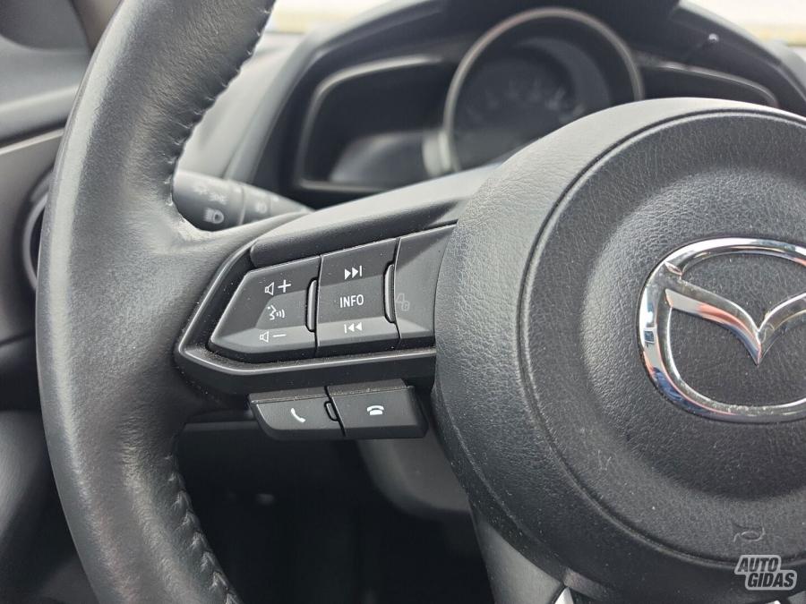 Red Mazda CX-3 2019 in Klaipeda, with an engine capacity of 2.00 L and mileage of 75 thousand km for 15991 €, photo 17 on AUTOMOTO.COM.LV