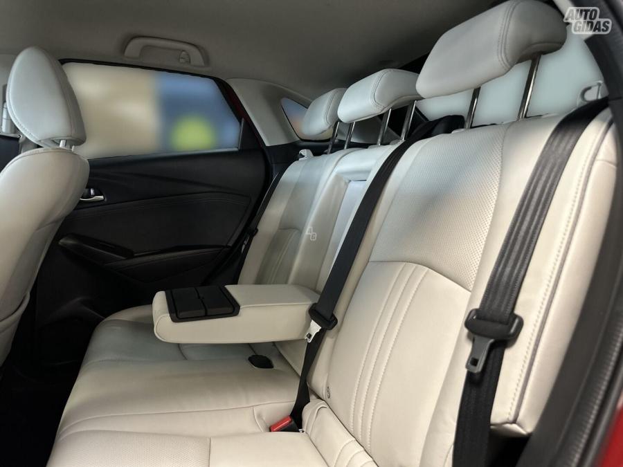 Red Mazda CX-3 2021 in Vilnius, with an engine capacity of 2.00 L and mileage of 105 thousand km for 18900 €, photo 19 on AUTOMOTO.COM.LV