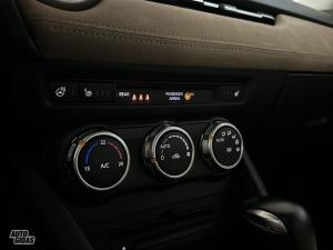 Sarkans Mazda CX-3 2021 Viļņa, ar dzinēja tilpumu 2.00 L un nobraukumu 91 tūkst. km par 19500 €, foto 16 vietnē AUTOMOTO.COM.LV