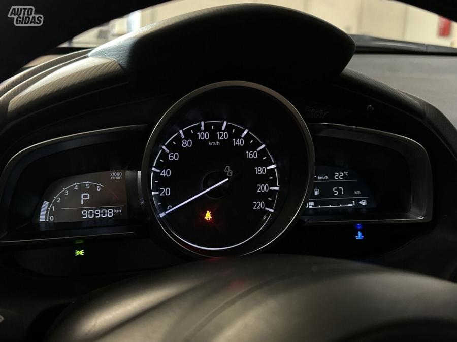 Sarkans Mazda CX-3 2021 Viļņa, ar dzinēja tilpumu 2.00 L un nobraukumu 91 tūkst. km par 19500 €, foto 18 vietnē AUTOMOTO.COM.LV