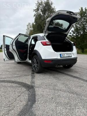 Balts Mazda CX-3 2015 Ventspils, ar dzinēja tilpumu 1.50 L un nobraukumu 198 tūkst. km par 9500 €, foto 9 vietnē AUTOMOTO.COM.LV