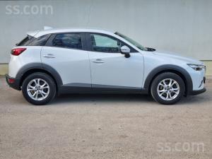 Balts Mazda CX-3 2015 Ogre, ar dzinēja tilpumu 1.50 L un nobraukumu 173 tūkst. km par 8650 €, foto 5 vietnē AUTOMOTO.COM.LV