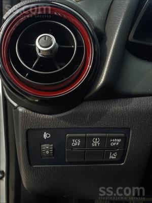 Белый Мазда СХ-3 2015 в Рига, объемом двигателя 1.50 л и пробегом 145 тыс. км за 8500 €, фото 7 на AUTOMOTO.COM.LV