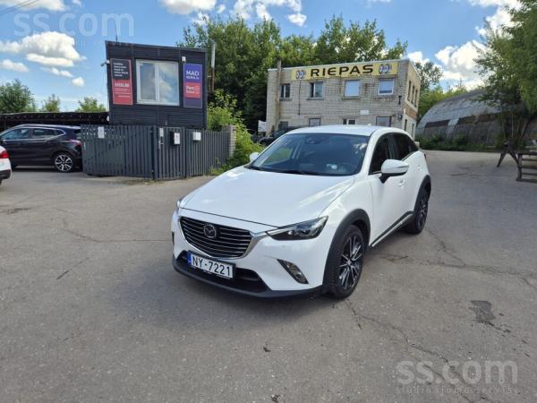 Белый Мазда СХ-3 2015 в Рига, объемом двигателя 1.50 л и пробегом 201 тыс. км за 10490 €, фото 4 на AUTOMOTO.COM.LV