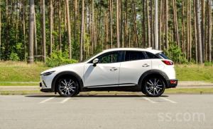 White Mazda CX-3 2015 in Riga, with an engine capacity of 1.50 L and mileage of 201 thousand km for 9590 €, photo 5 on AUTOMOTO.COM.LV
