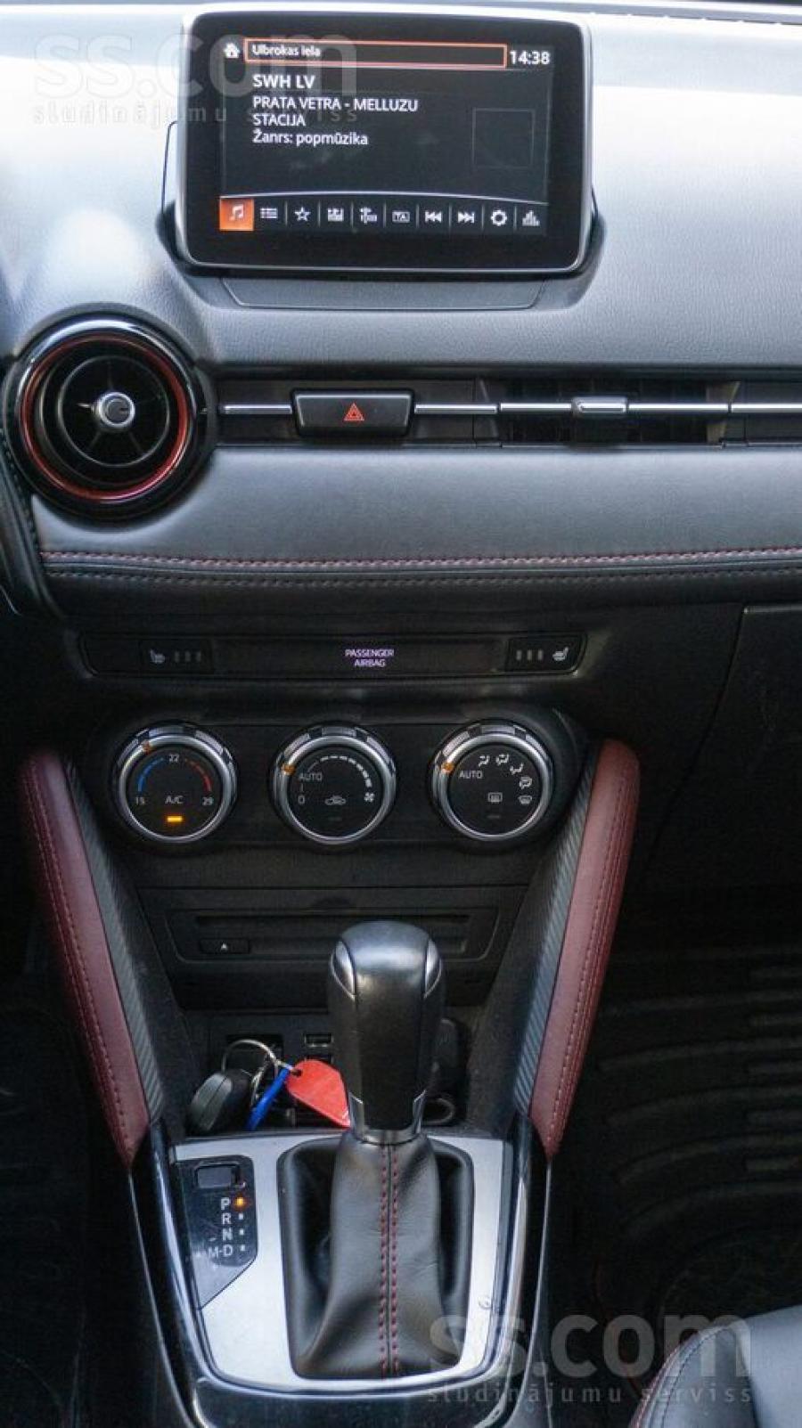White Mazda CX-3 2015 in Riga, with an engine capacity of 1.50 L and mileage of 201 thousand km for 9590 €, photo 13 on AUTOMOTO.COM.LV