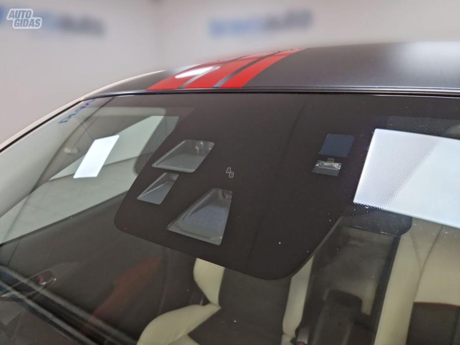 White Mazda CX-3 2016 in Vilnius, with an engine capacity of 2.00 L and mileage of 125 thousand km for 14000 €, photo 19 on AUTOMOTO.COM.LV