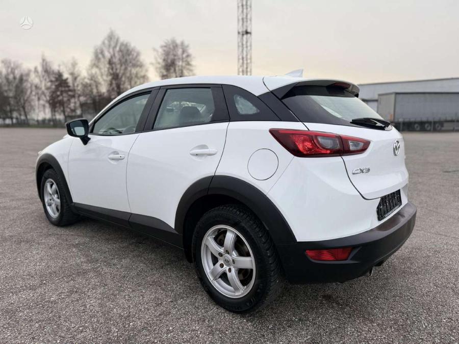 White Mazda CX-3 2017 in Marijampole, with an engine capacity of 2.00 L and mileage of 163 thousand km for 7650 €, photo 4 on AUTOMOTO.COM.LV