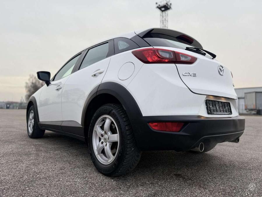 White Mazda CX-3 2017 in Marijampole, with an engine capacity of 2.00 L and mileage of 163 thousand km for 7650 €, photo 12 on AUTOMOTO.COM.LV