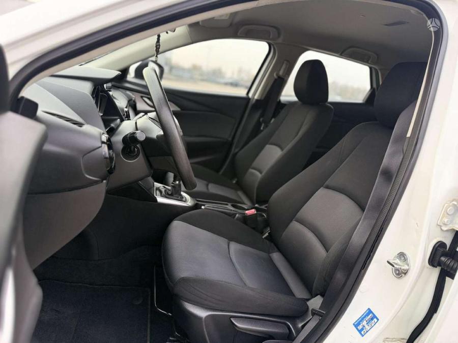 White Mazda CX-3 2017 in Marijampole, with an engine capacity of 2.00 L and mileage of 163 thousand km for 7650 €, photo 15 on AUTOMOTO.COM.LV