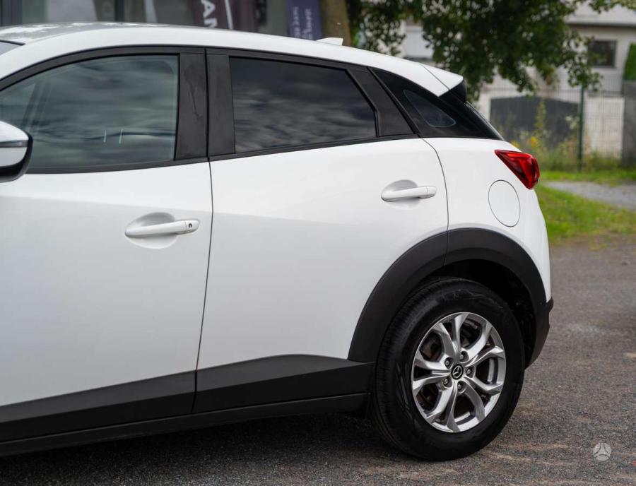 White Mazda CX-3 2017 in Vilnius, with an engine capacity of 2.00 L and mileage of 116 thousand km for 12900 €, photo 11 on AUTOMOTO.COM.LV