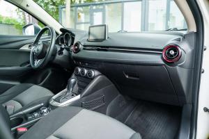 White Mazda CX-3 2017 in Vilnius, with an engine capacity of 2.00 L and mileage of 116 thousand km for 12900 €, photo 19 on AUTOMOTO.COM.LV