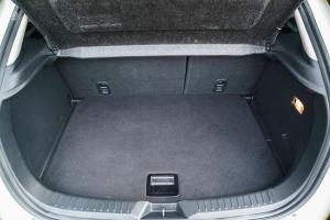 White Mazda CX-3 2017 in Vilnius, with an engine capacity of 2.00 L and mileage of 116 thousand km for 12900 €, photo 39 on AUTOMOTO.COM.LV