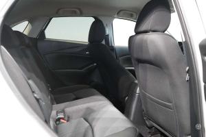 White Mazda CX-3 2018 in Vilnius, with an engine capacity of 2.00 L and mileage of 90 thousand km for 14900 €, photo 13 on AUTOMOTO.COM.LV