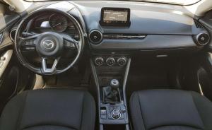 White Mazda CX-3 2018 in Siauliai, with an engine capacity of 1.76 L and mileage of 190 thousand km for 8200 €, photo 11 on AUTOMOTO.COM.LV