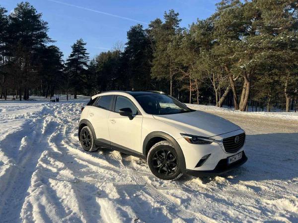 White Mazda CX-3 2020 in Kaunas, with an engine capacity of 2.00 L and mileage of 85 thousand km for 16500 €, photo 1 on AUTOMOTO.COM.LV