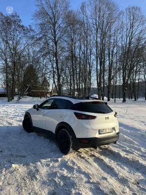 White Mazda CX-3 2020 in Kaunas, with an engine capacity of 2.00 L and mileage of 85 thousand km for 16500 €, photo 4 on AUTOMOTO.COM.LV