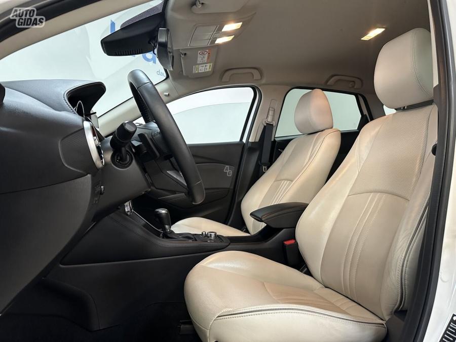 Balts Mazda CX-3 2021 Viļņa, ar dzinēja tilpumu 2.00 L un nobraukumu 64 tūkst. km par 20500 €, foto 9 vietnē AUTOMOTO.COM.LV
