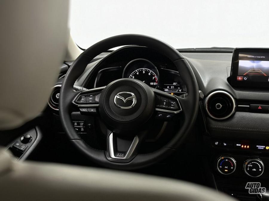 Balts Mazda CX-3 2021 Viļņa, ar dzinēja tilpumu 2.00 L un nobraukumu 64 tūkst. km par 20500 €, foto 14 vietnē AUTOMOTO.COM.LV