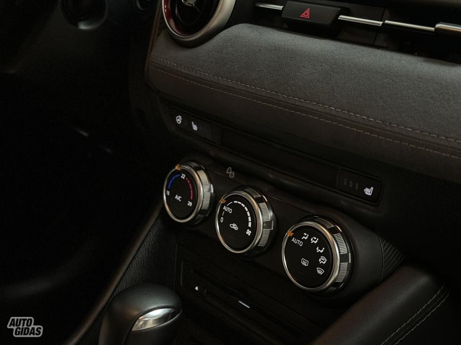 Balts Mazda CX-3 2021 Viļņa, ar dzinēja tilpumu 2.00 L un nobraukumu 64 tūkst. km par 20500 €, foto 16 vietnē AUTOMOTO.COM.LV