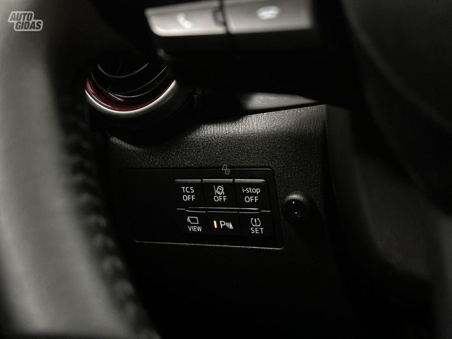 Balts Mazda CX-3 2021 Viļņa, ar dzinēja tilpumu 2.00 L un nobraukumu 64 tūkst. km par 20500 €, foto 23 vietnē AUTOMOTO.COM.LV