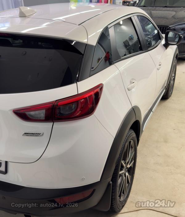 Balts Mazda CX-3 2015 Tallina, ar dzinēja tilpumu 2.00 L un nobraukumu 85 tūkst. km par 13000 €, foto 6 vietnē AUTOMOTO.COM.LV