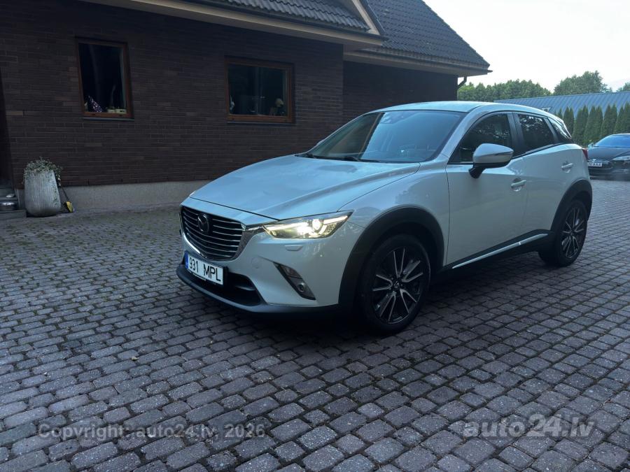 Белый Мазда СХ-3 2015 в Таллин, объемом двигателя 2.00 л и пробегом 95 тыс. км за 13450 €, фото 4 на AUTOMOTO.COM.LV
