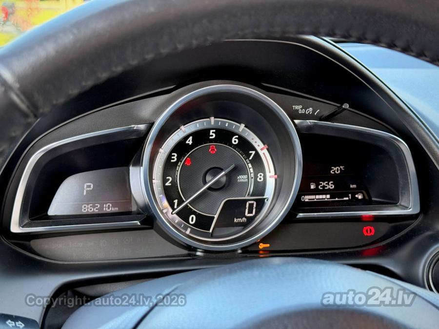 Balts Mazda CX-3 2015 Tallina, ar dzinēja tilpumu 2.00 L un nobraukumu 86 tūkst. km par 14000 €, foto 27 vietnē AUTOMOTO.COM.LV