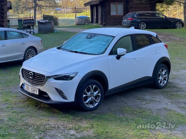 White Mazda CX-3 2017 in Tallinn, with an engine capacity of 2.00 L and mileage of 105 thousand km for 13999 €, photo 2 on AUTOMOTO.COM.LV
