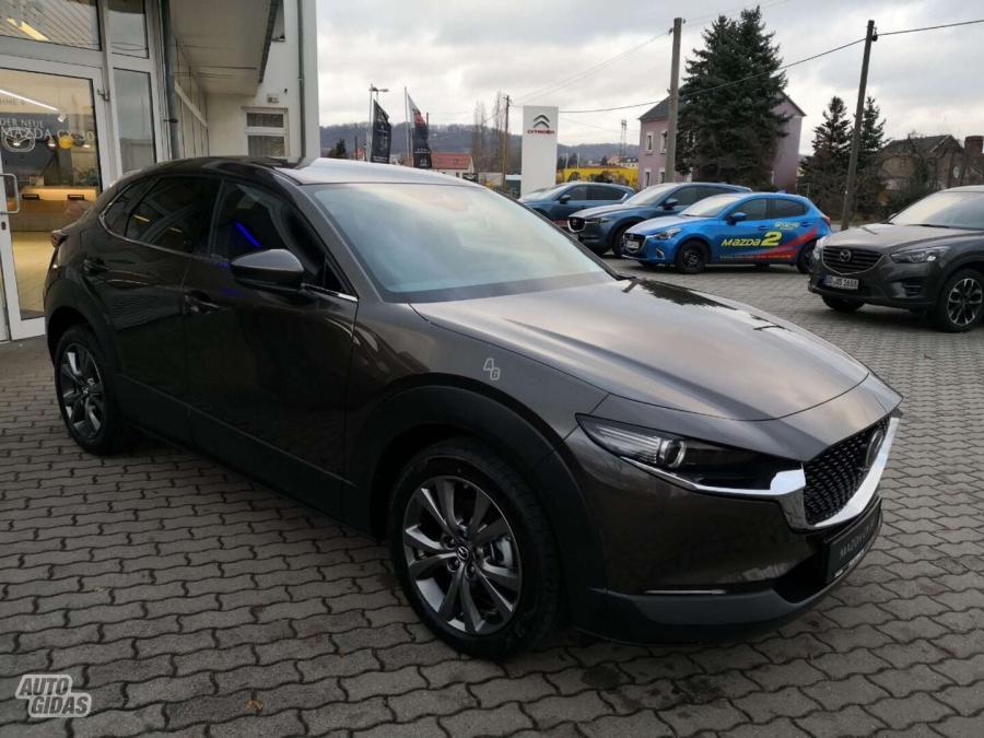 Черный Мазда CX-30 2020 в Каунас, объемом двигателя 2.00 л и пробегом 33 тыс. км за 23420 €, фото 1 на AUTOMOTO.COM.LV