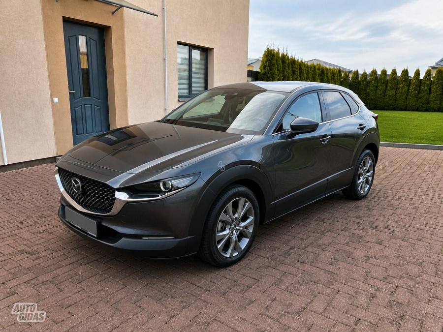 Black Mazda CX-30 2020 in Kaunas, with an engine capacity of 2.00 L and mileage of 230 thousand km for 14500 €, photo 5 on AUTOMOTO.COM.LV