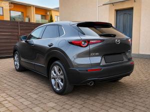 Black Mazda CX-30 2020 in Kaunas, with an engine capacity of 2.00 L and mileage of 230 thousand km for 14500 €, photo 7 on AUTOMOTO.COM.LV