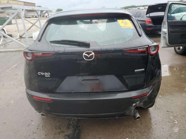 Black Mazda CX-30 2023 in Kaunas, with an engine capacity of 2.49 L and mileage of 67 thousand km for 8100 €, photo 6 on AUTOMOTO.COM.LV