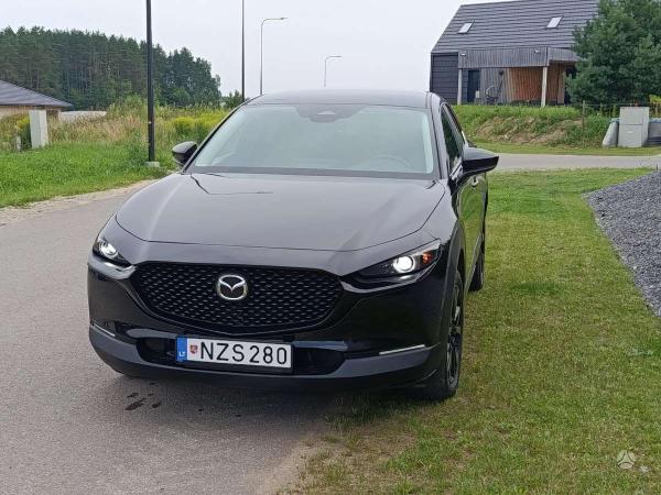 Melns Mazda CX-30 2024 Viļņa, ar dzinēja tilpumu 2.49 L un nobraukumu 38 tūkst. km par 18900 €, foto 2 vietnē AUTOMOTO.COM.LV